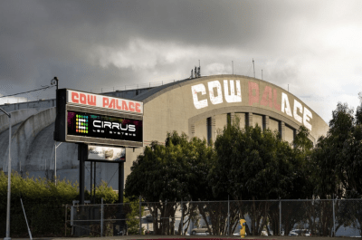 Cirrus LED Outdoor Display System -9mm and 6mm Hi-Resolution - Okoboji ...